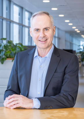 Stuart Knight announces planned retirement from Roche after 30 years ...